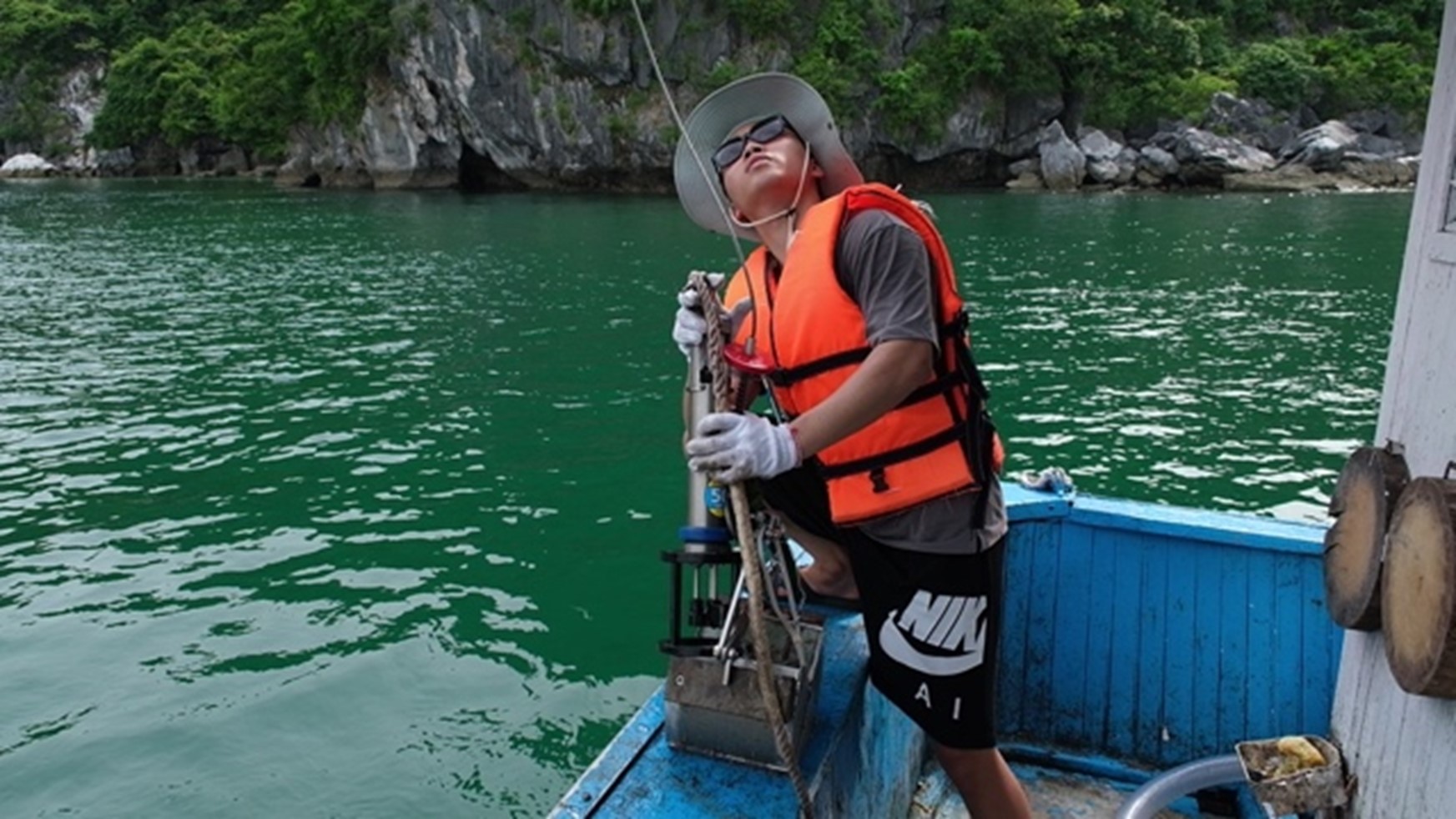 Methods for Sampling and Analysis of Microplastics in Aquatic Environment - 3SIP2C